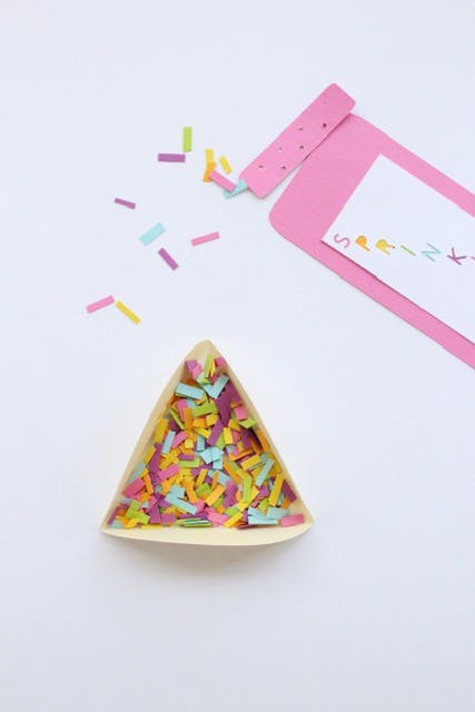 How to make perfect paper hamantaschen | LoveCrafts