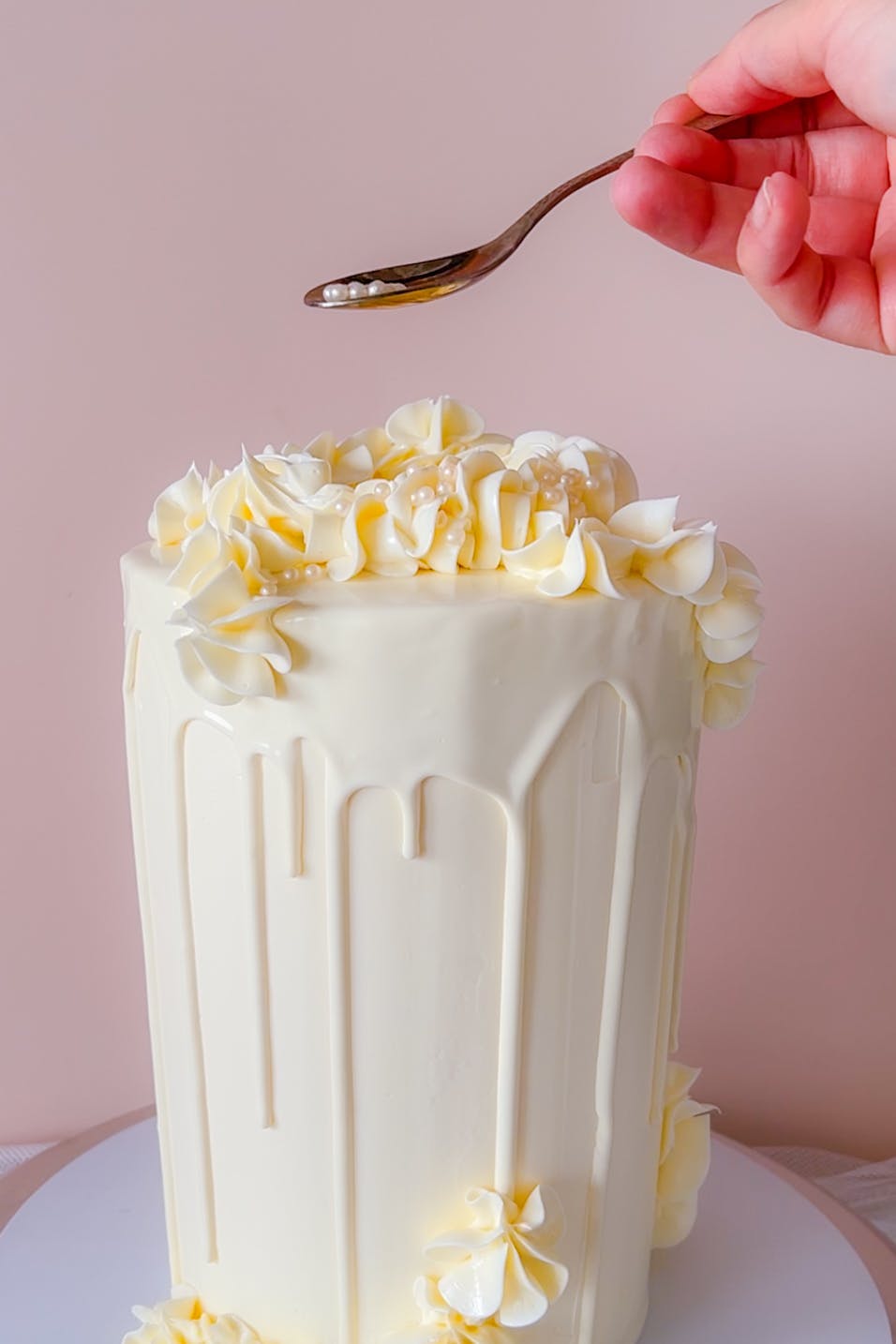 Make The Perfect Drip Cake | LoveCrafts