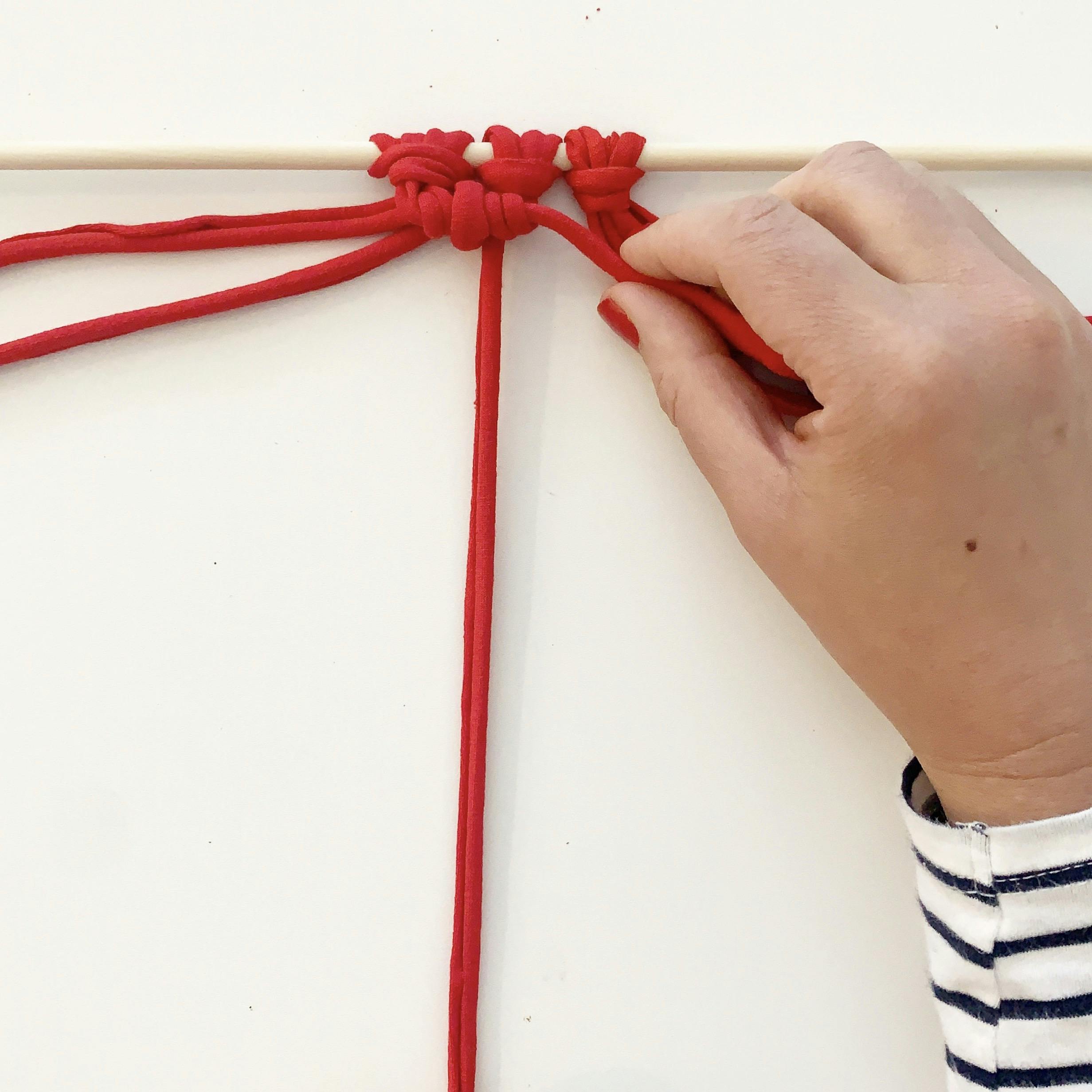 6 Basic Macramé Knots to Learn | LoveCrafts