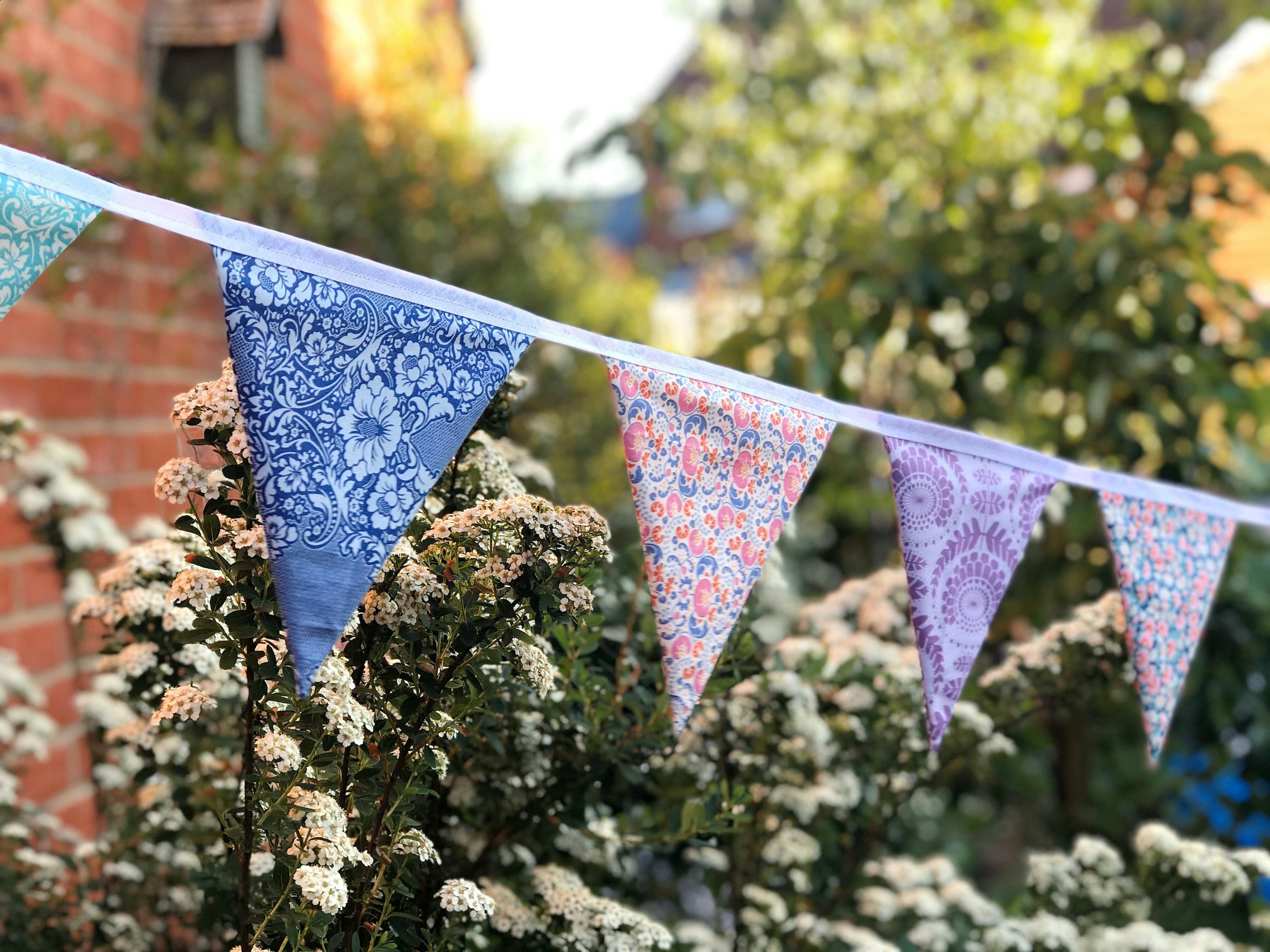Free beautiful bunting sewing tutorial | LoveCrafts