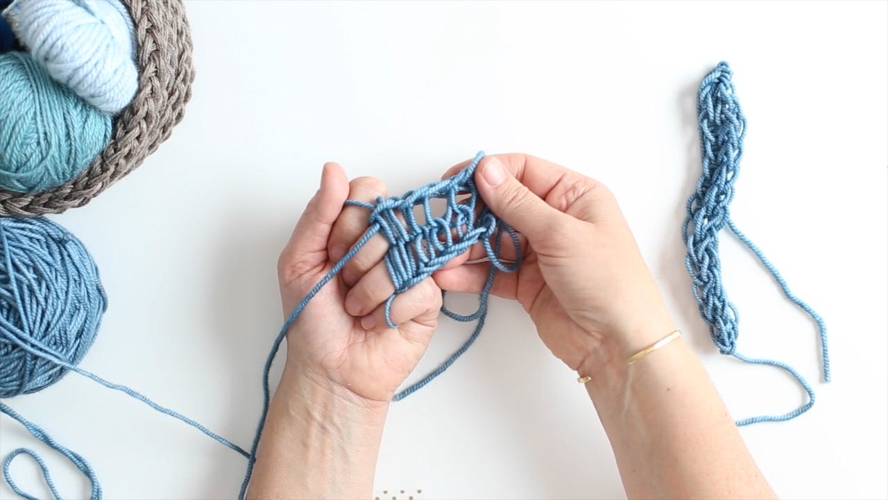 15 Fun Yarn Craft Ideas | Yarn Crafts for Kids | LoveCrafts