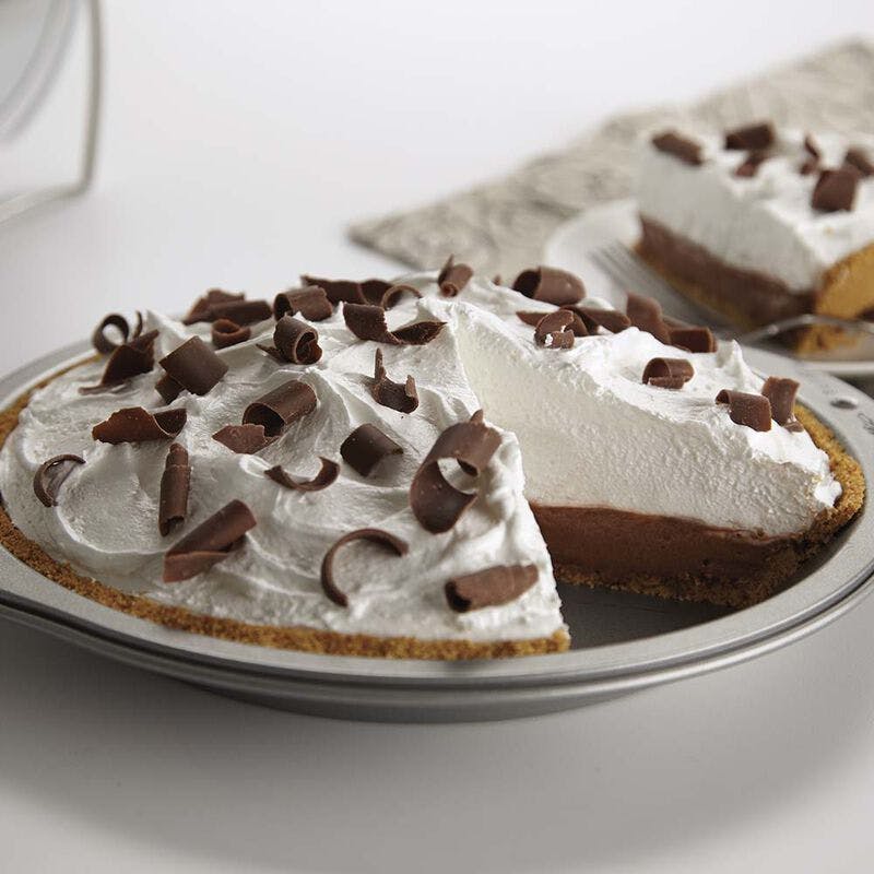 9 Types of Frosting & Icing | LoveCrafts