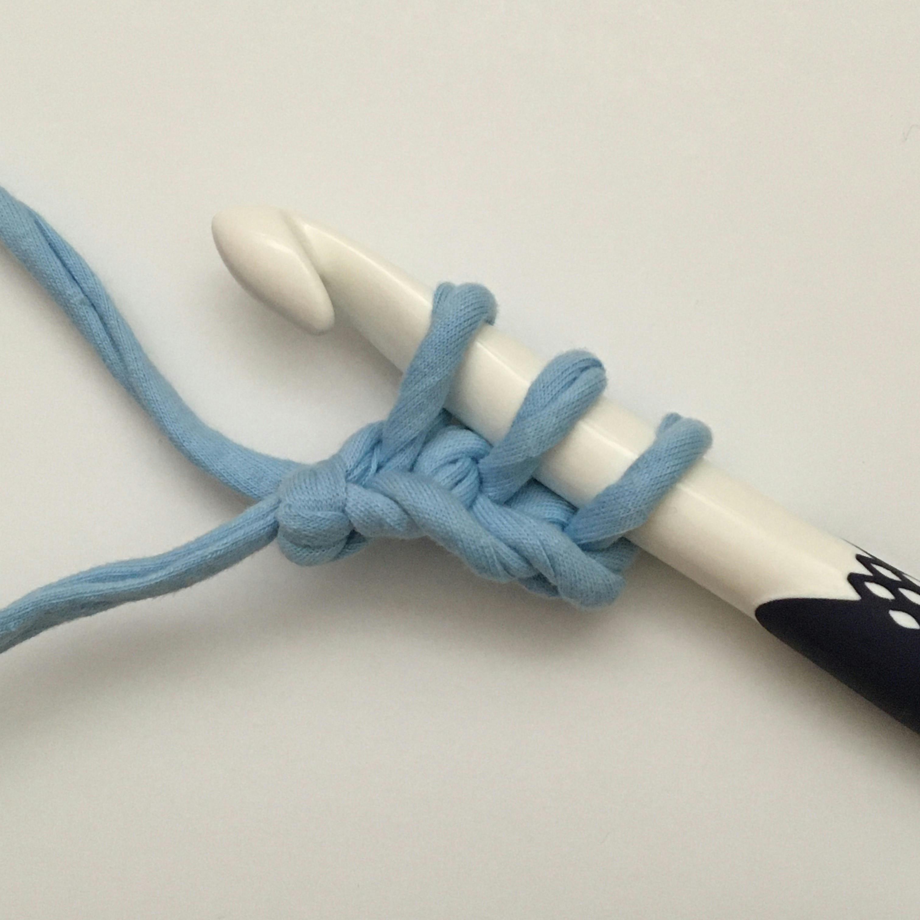 Crochet i-cord necklace tutorial! | LoveCrafts