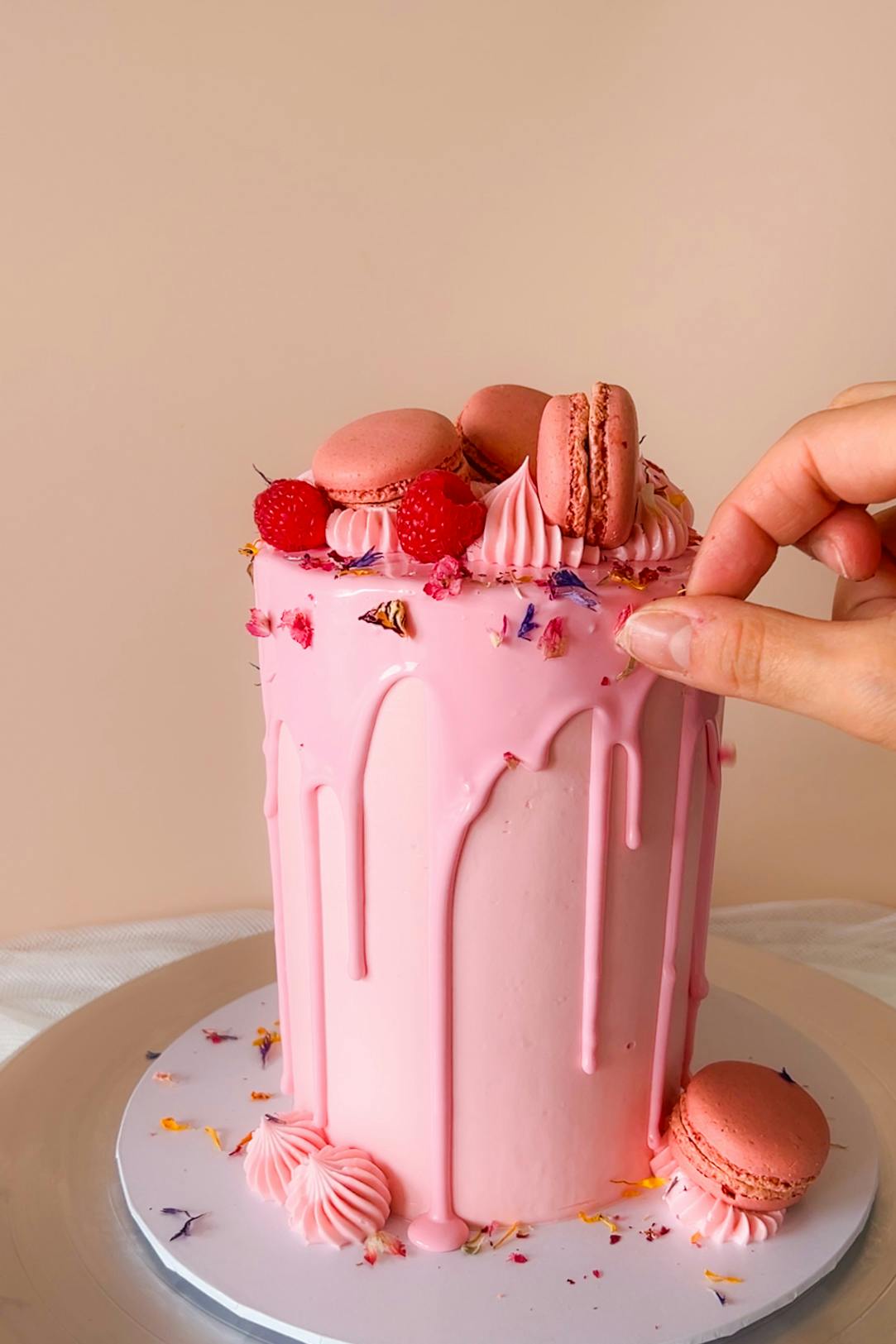 Make The Perfect Drip Cake | LoveCrafts