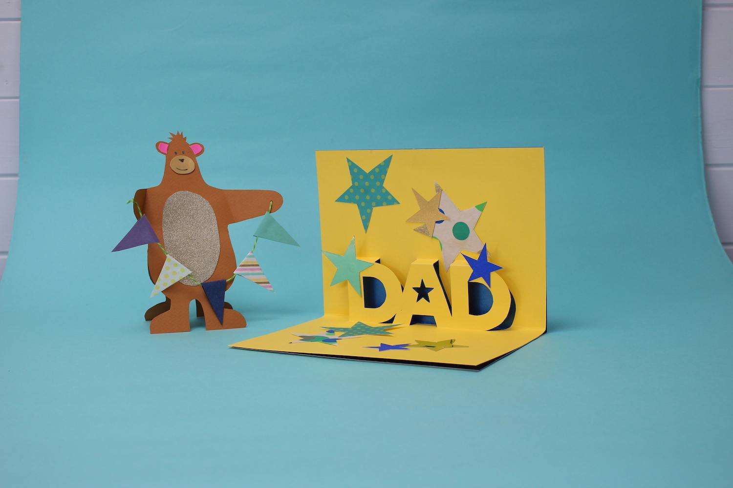 Make this POP UP Father's Day card! | LoveCrafts