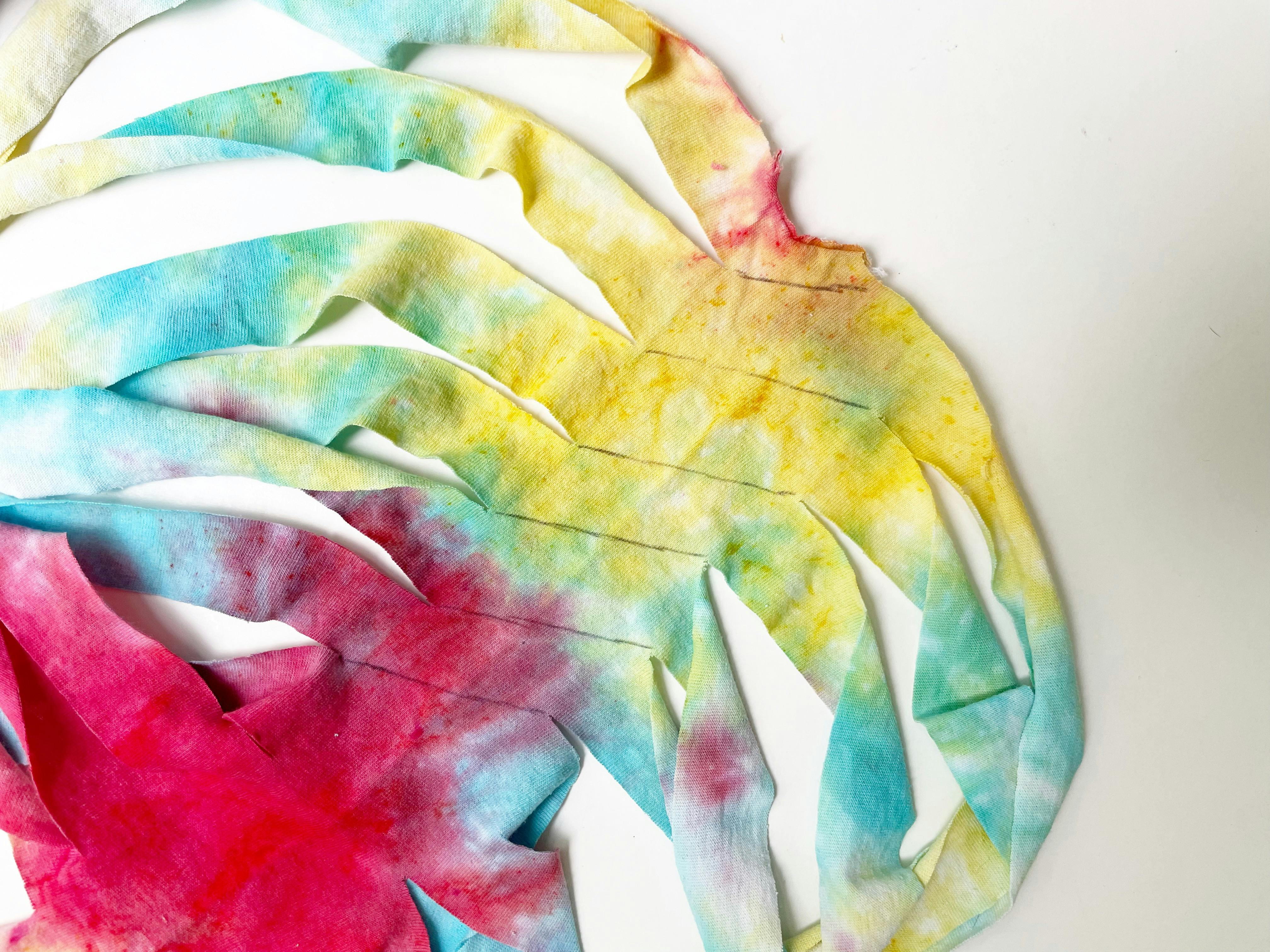 How to Make T-Shirt Yarn at Home | LoveCrafts