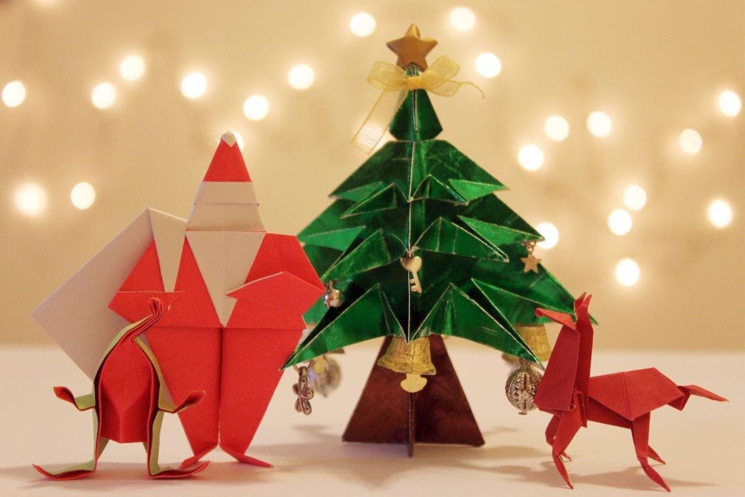 15 Christmas Paper Crafts for Decorations | LoveCrafts
