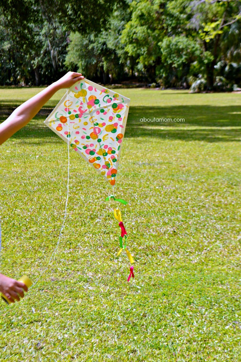 Easy Spring Crafts for Kids | LoveCrafts