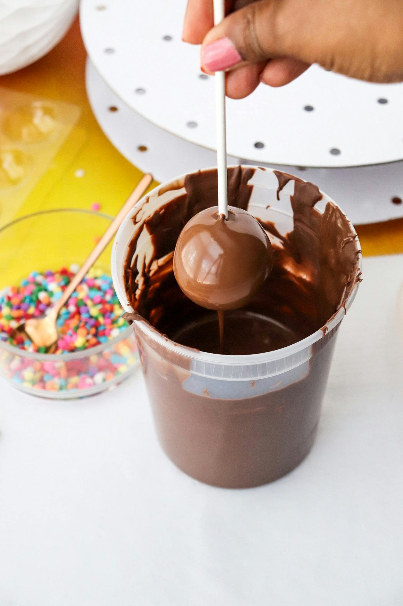 How to Make Cake Pops | LoveCrafts