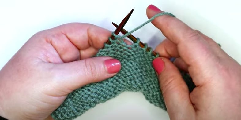 German Short Rows Knitting Tutorial | LoveCrafts
