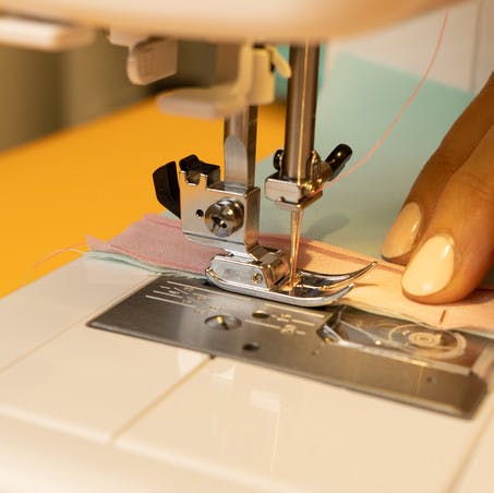 how to sew a hem with bias binding | LoveCrafts