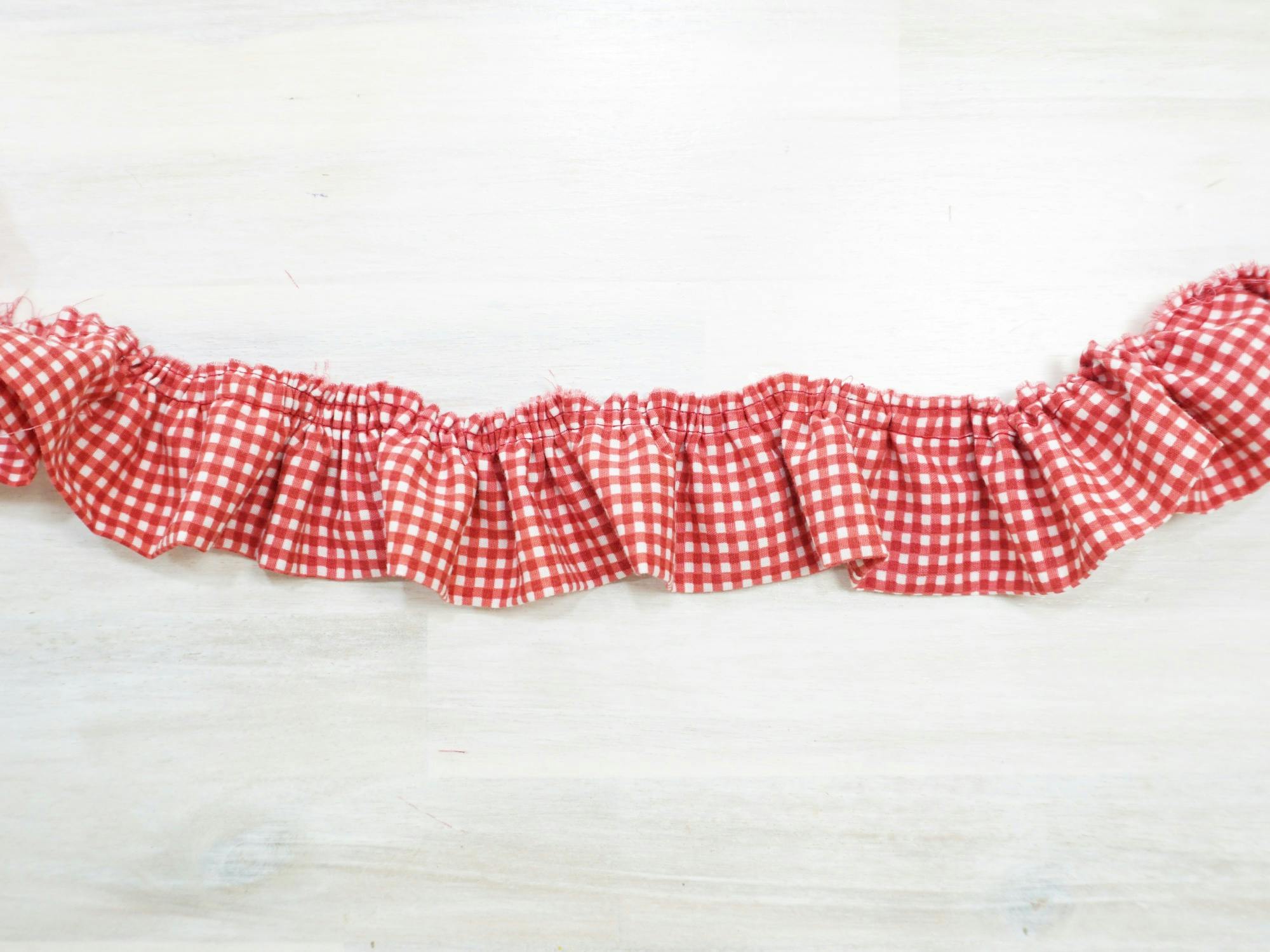FREE Detachable Collar Sewing Pattern | LoveCrafts